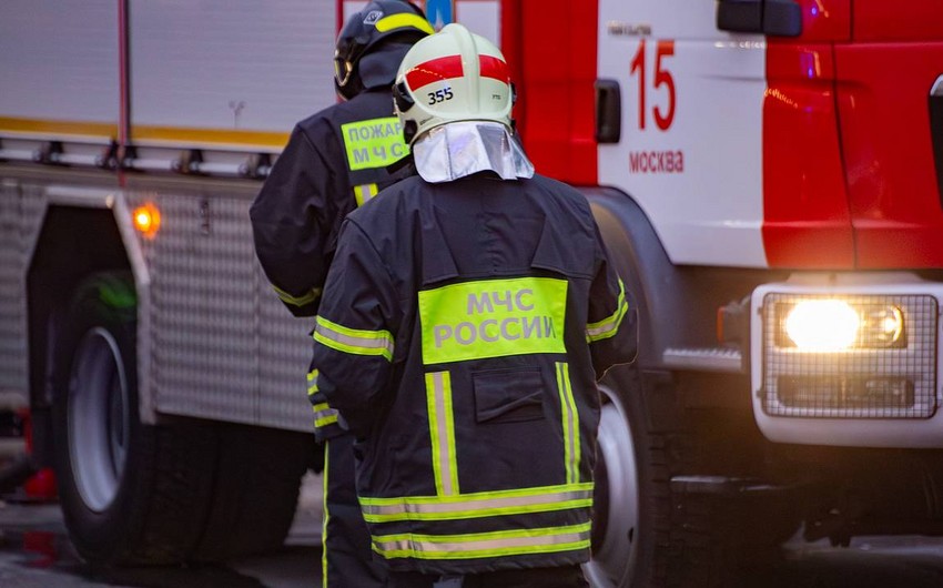 Over 40 people evacuated from burning school in Komi | Report.az Over 40 people evacuated from burning school in Komi | Report.az